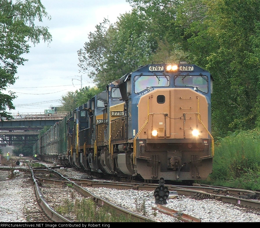 CSX 4767 Q702